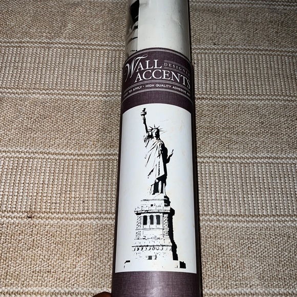 Once Upon a Wall | Wall Decor | Once Upon A Wall Statue Of Liberty Wall ...